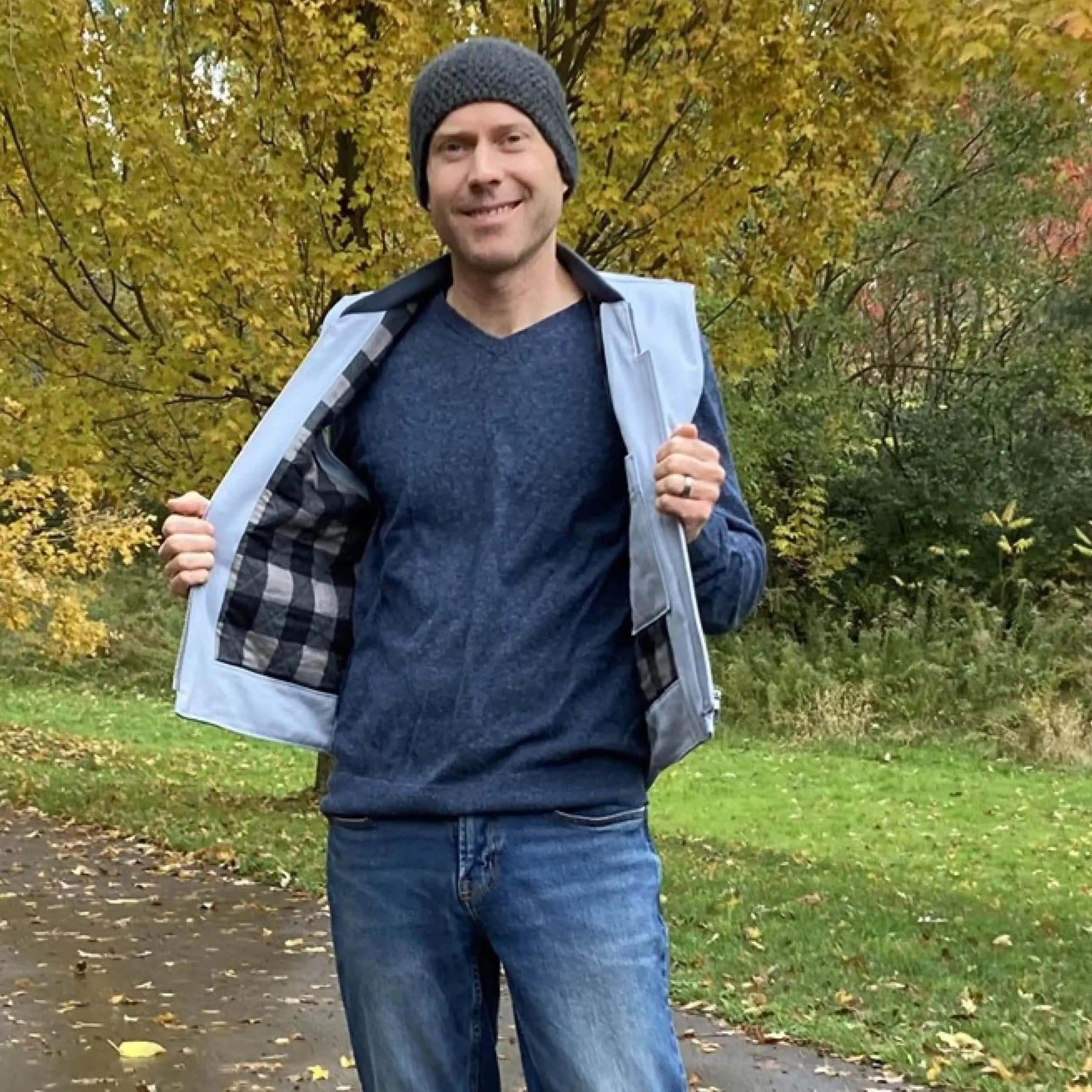 Ozark Vest Sewing Pattern – Discovery Fabrics